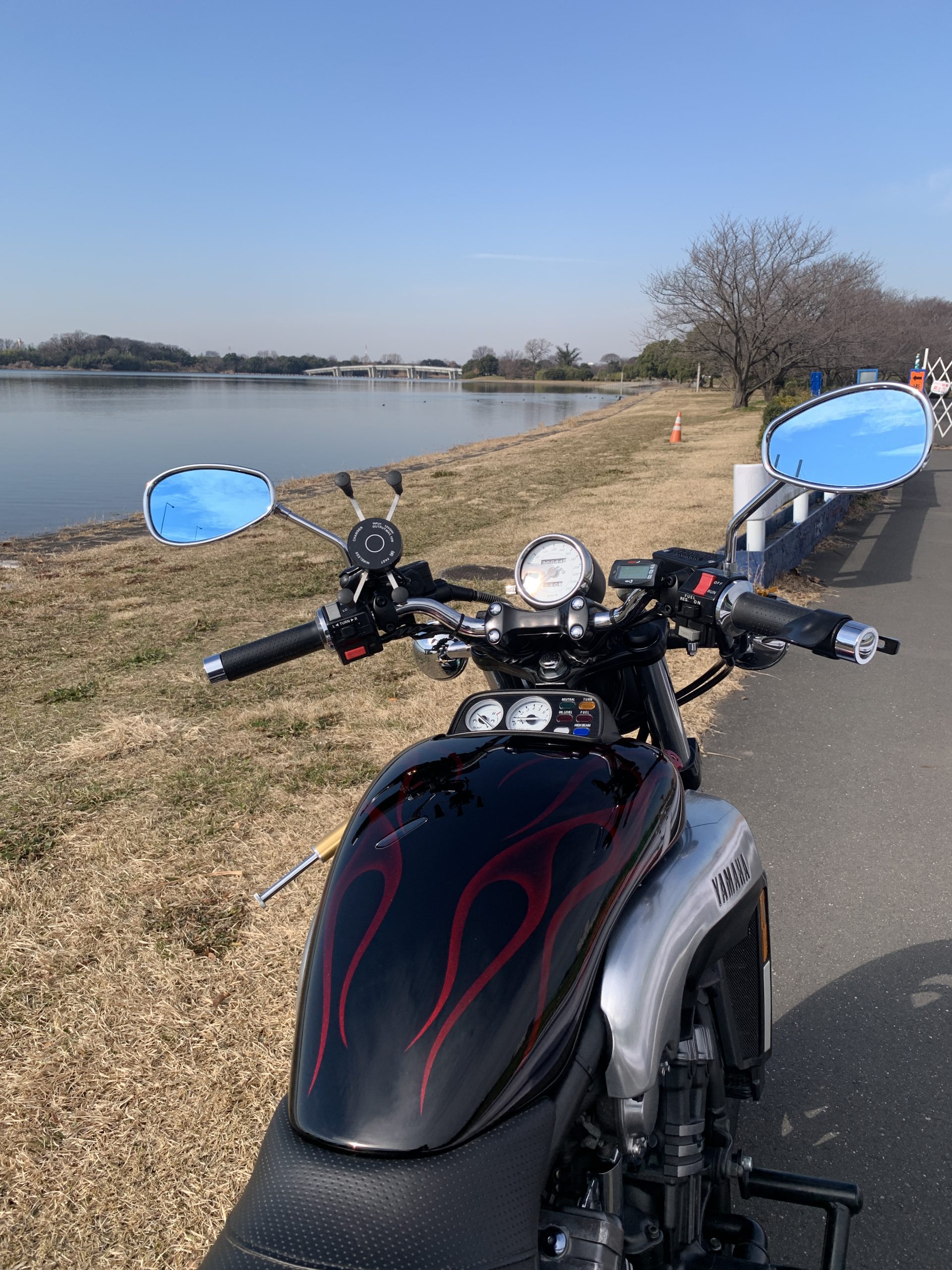 Vmaxのタンクにカスタムペイントを施す（ペイント・完成編） | Hiroiro