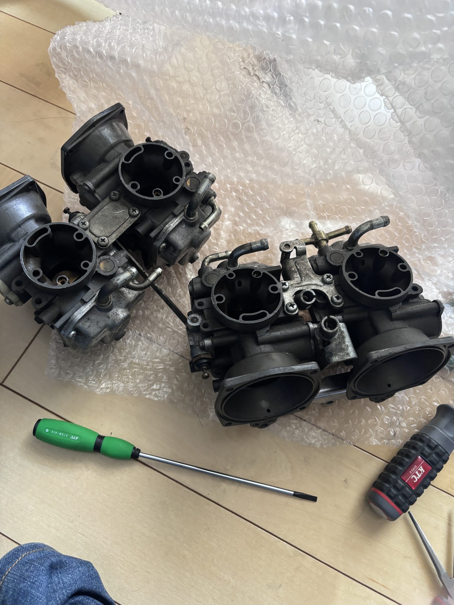 Vmax、キャブオーバーホールへの道 その2 リペアキット編 | Hiroiro