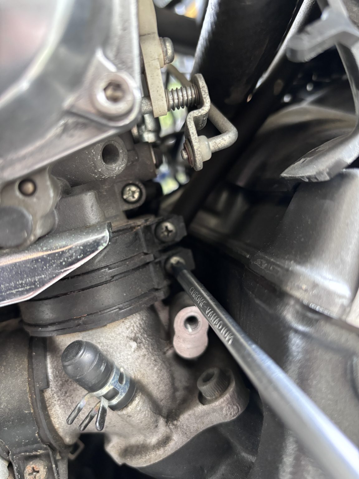 Vmax、キャブオーバーホールへの道 その4 取り付け編 最終回？ | Hiroiro