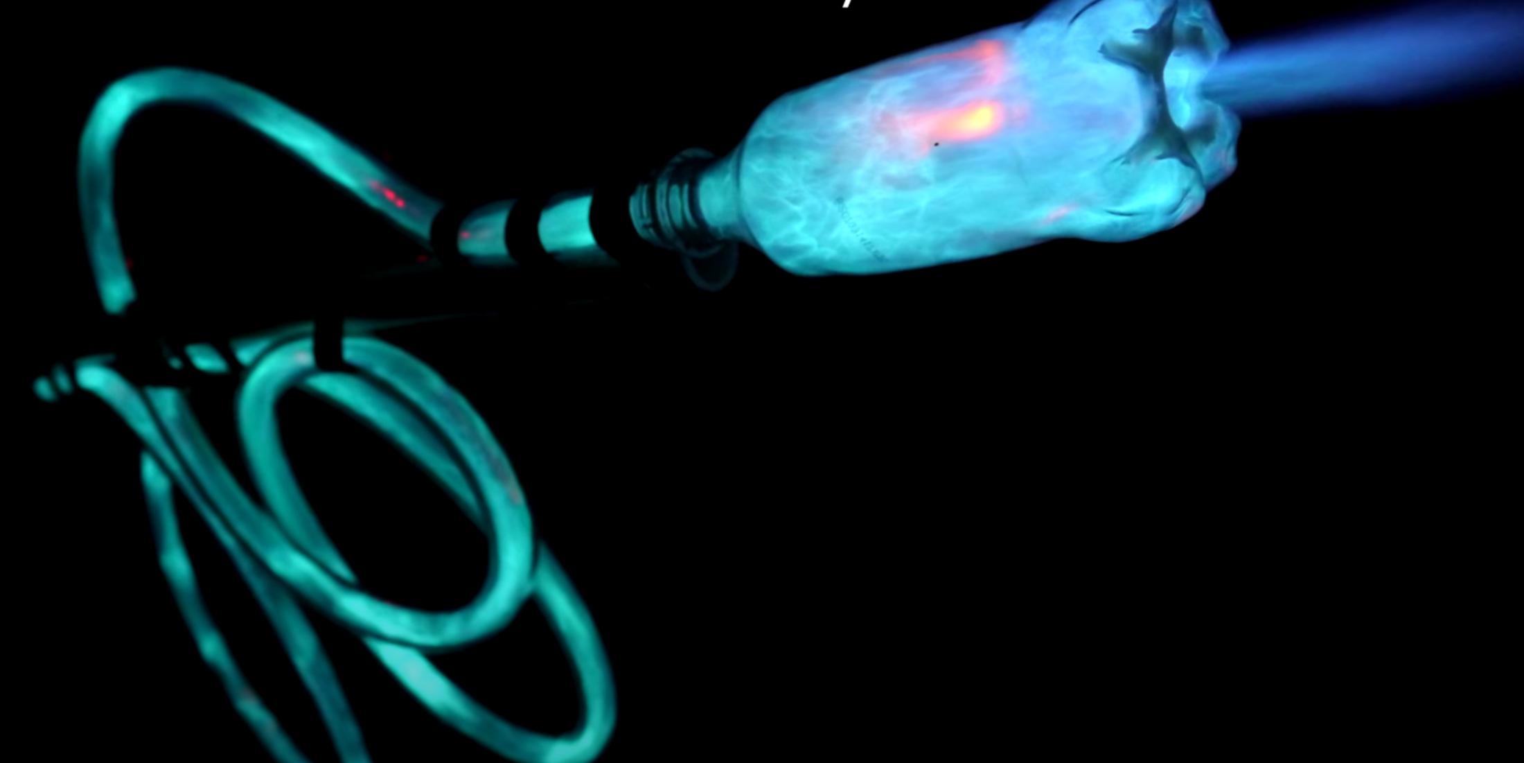 禁断の炎を宿したボトル兵器！中二心をくすぐるバズーカをDIY！ | Hiroiro